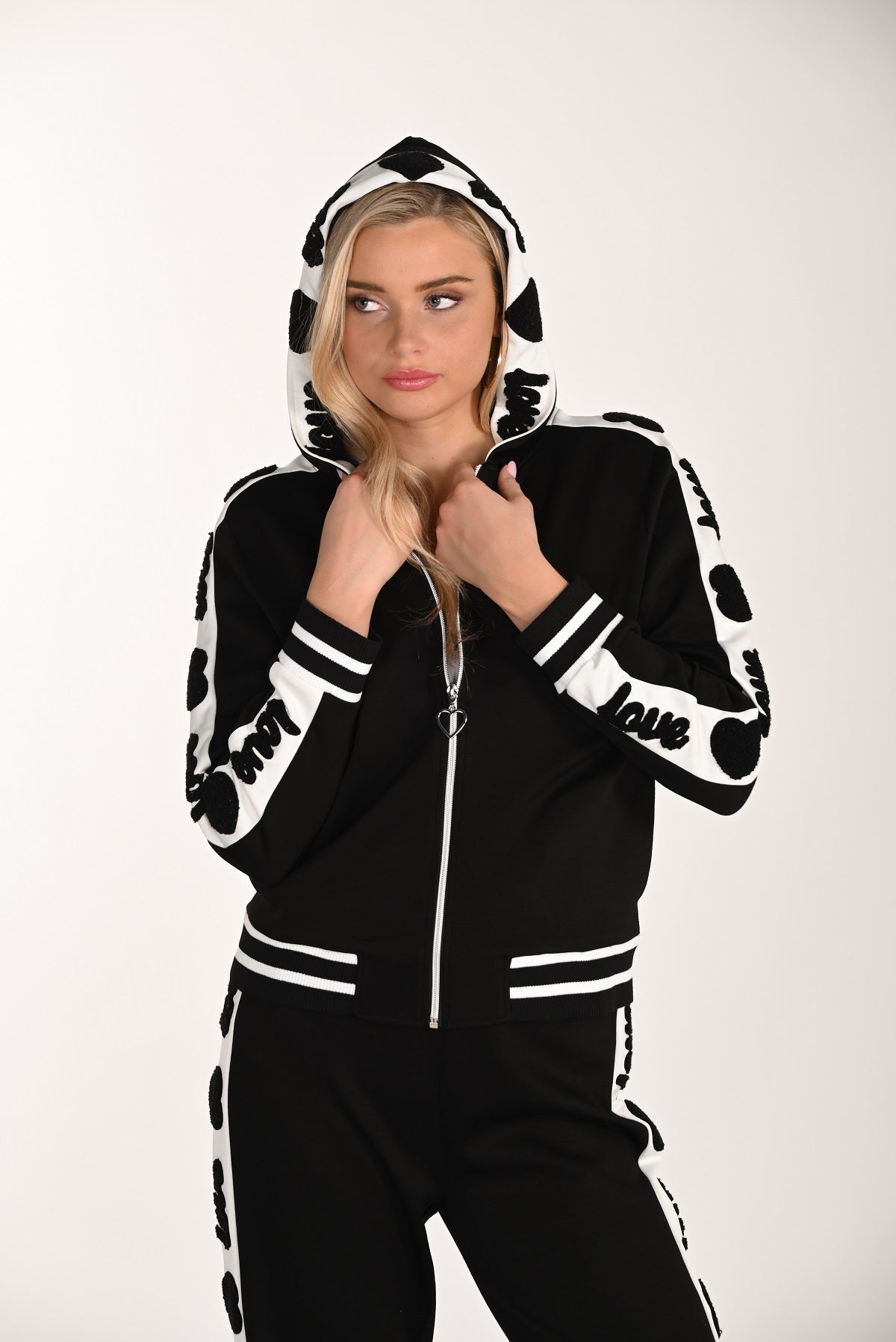 Buy Frank Lyman Clothing Online Canada-Frank Lyman Spring 2026